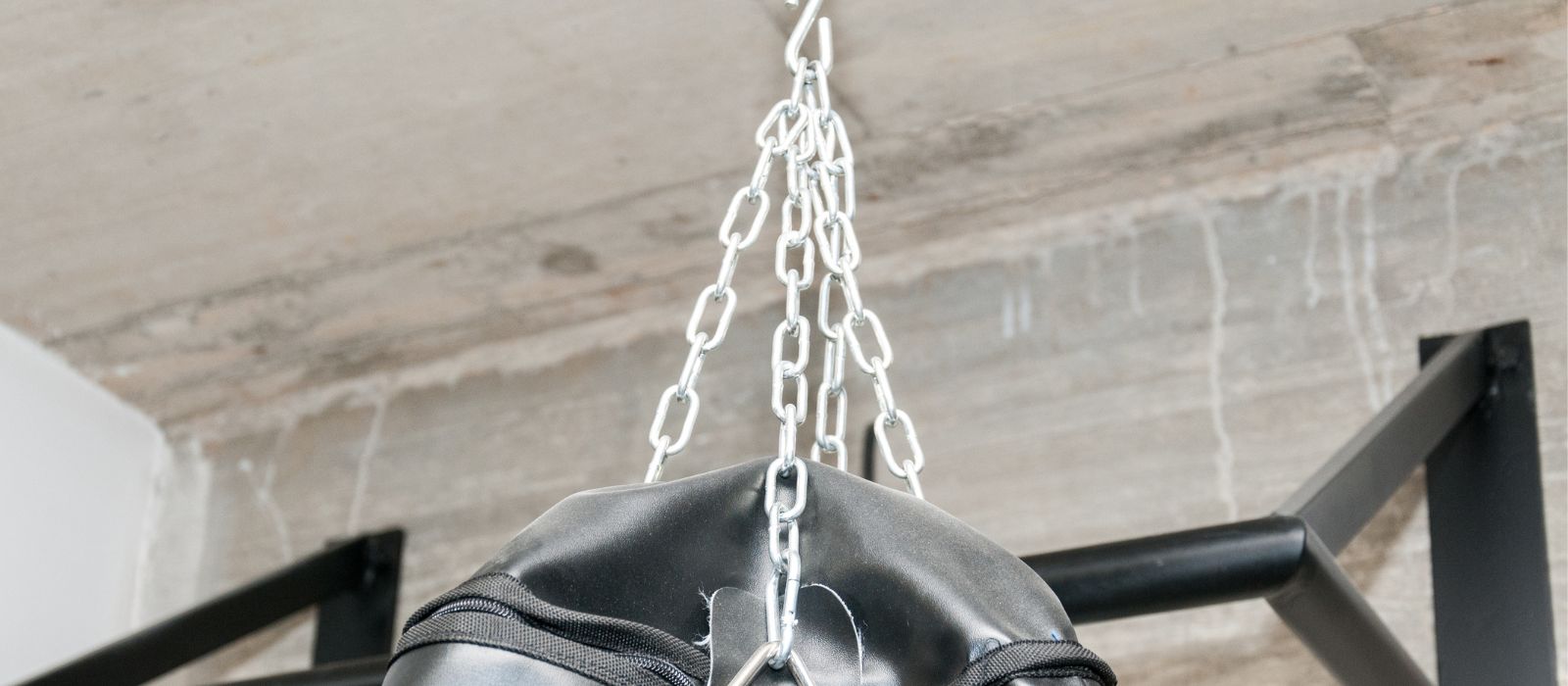 How to hang the Heavy bag – Combat Arena