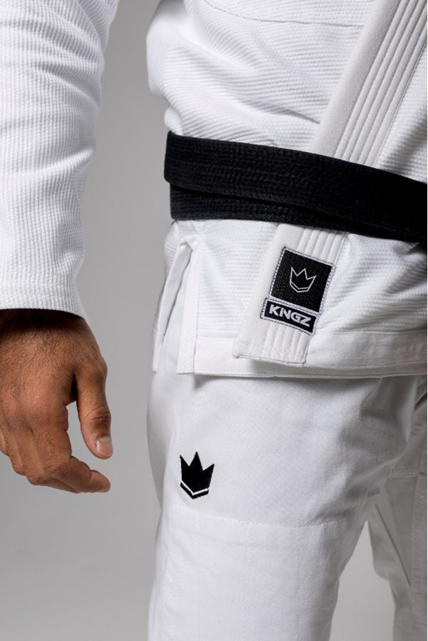 BJJ Gi Kingz The One white - CombatArena.net – Combat Arena