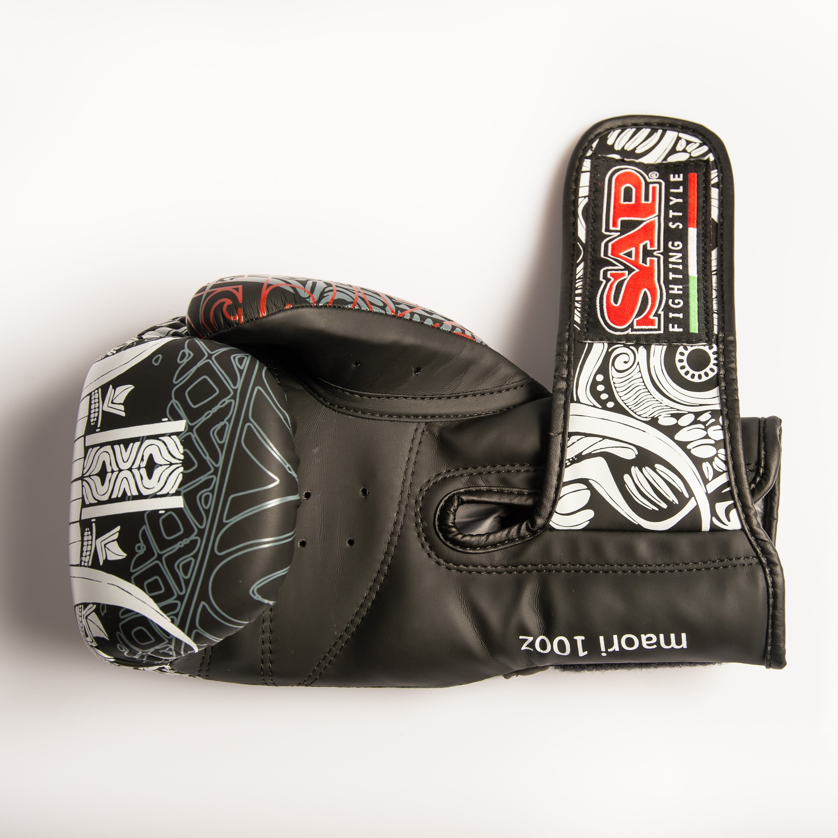 Boxing gloves SAP Maori boxing - CombatArena.net – Combat Arena