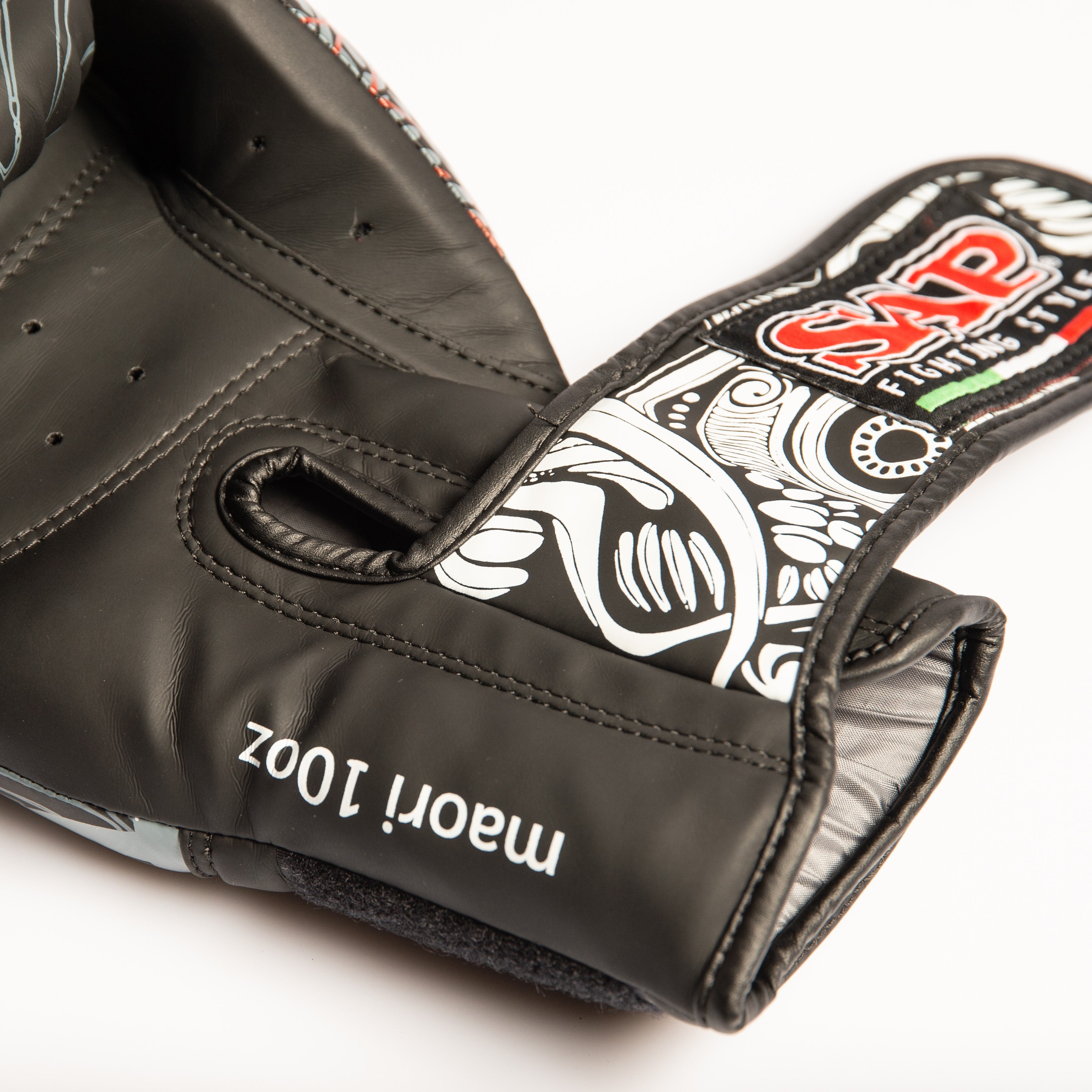 Boxing gloves SAP Maori boxing - CombatArena.net – Combat Arena