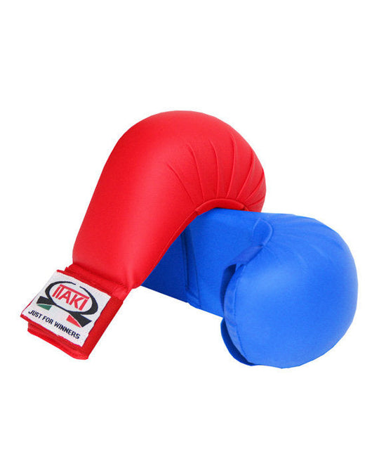 Karate gloves and Kumite - Combat Arena