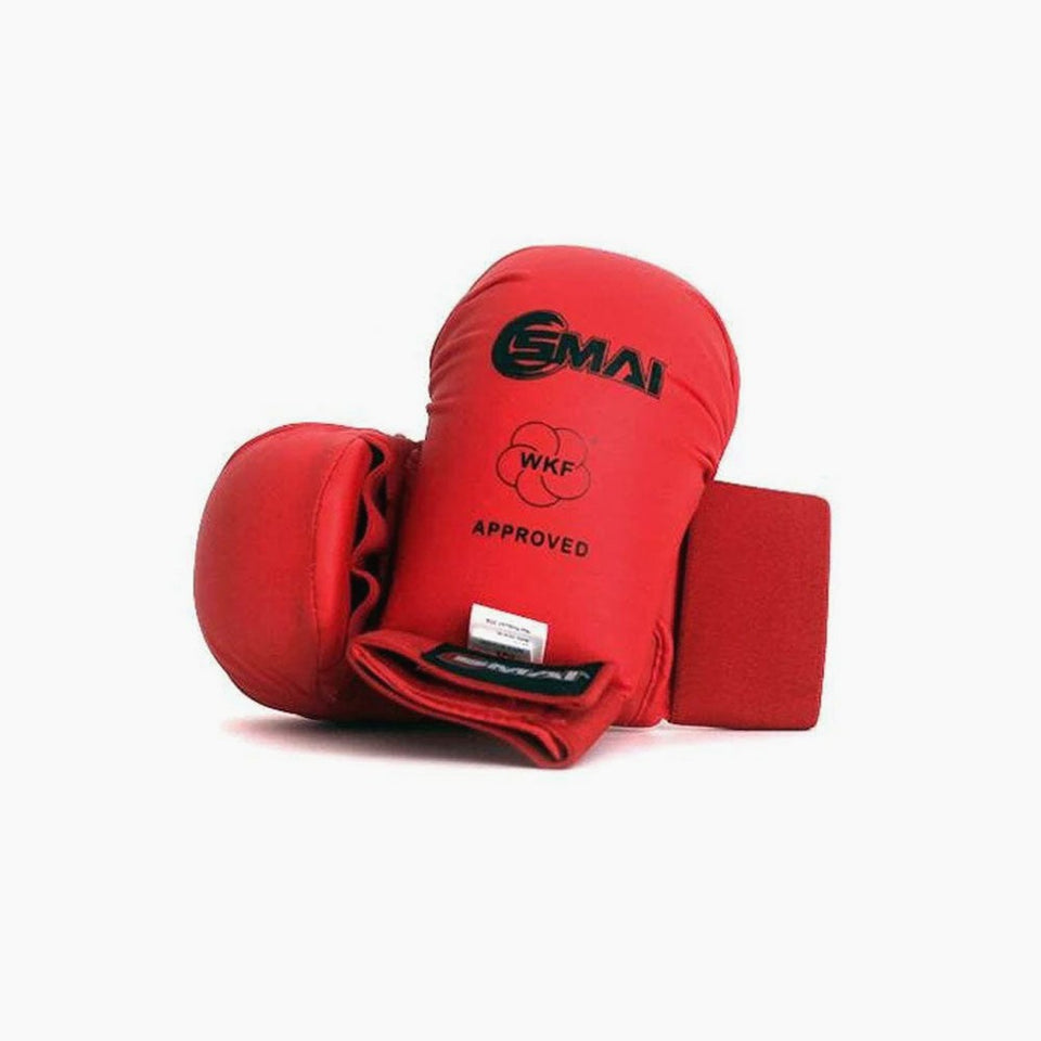 Karate gloves and Kumite - Combat Arena