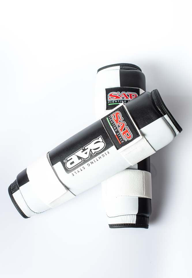 Shinguards SAP Raptor from Kick Boxing – Combat Arena