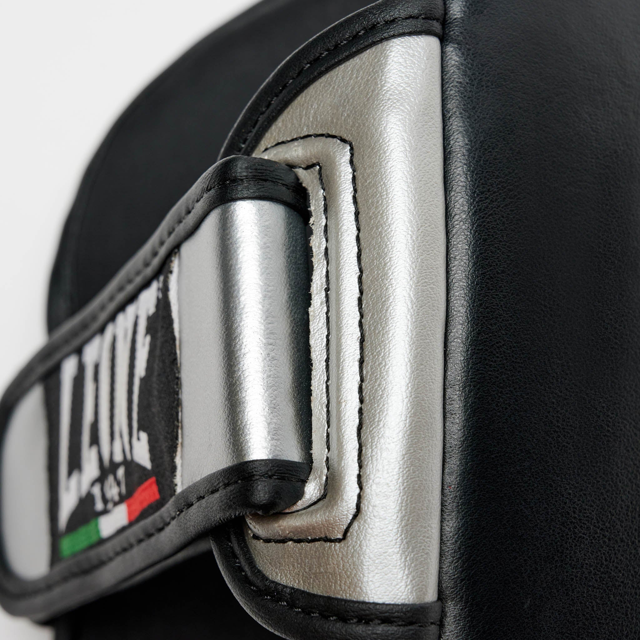 Shinguards Leone Smart PT135 with foot guard - CombatArena.net – Combat ...