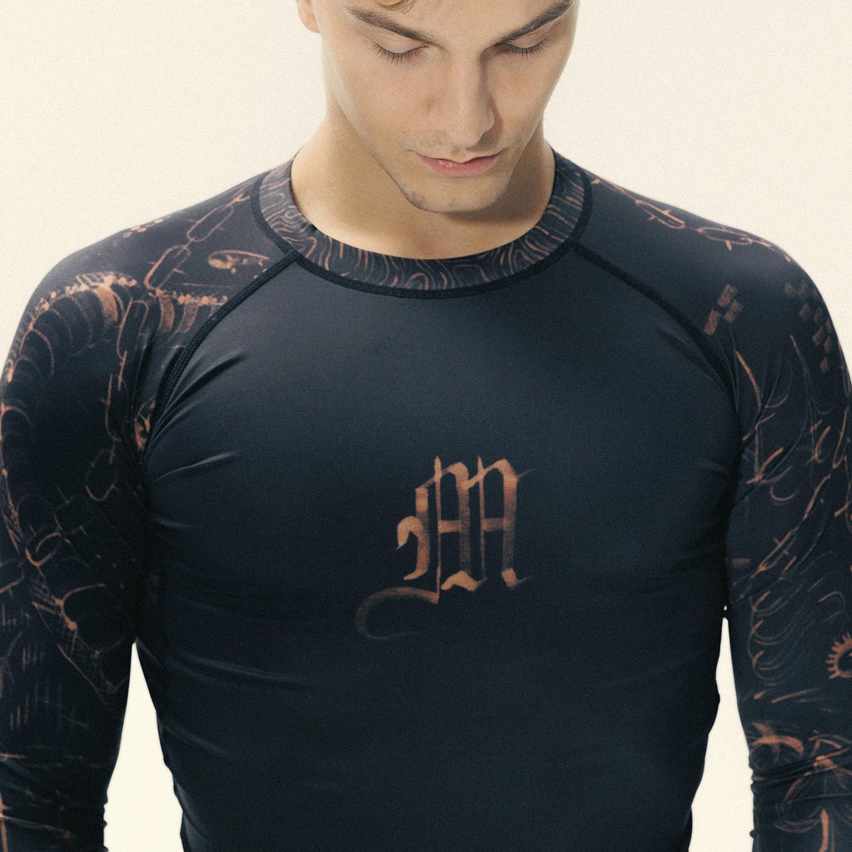 Rashguard Manto Free Hugs long sleeves - CombatArena.net – Combat Arena
