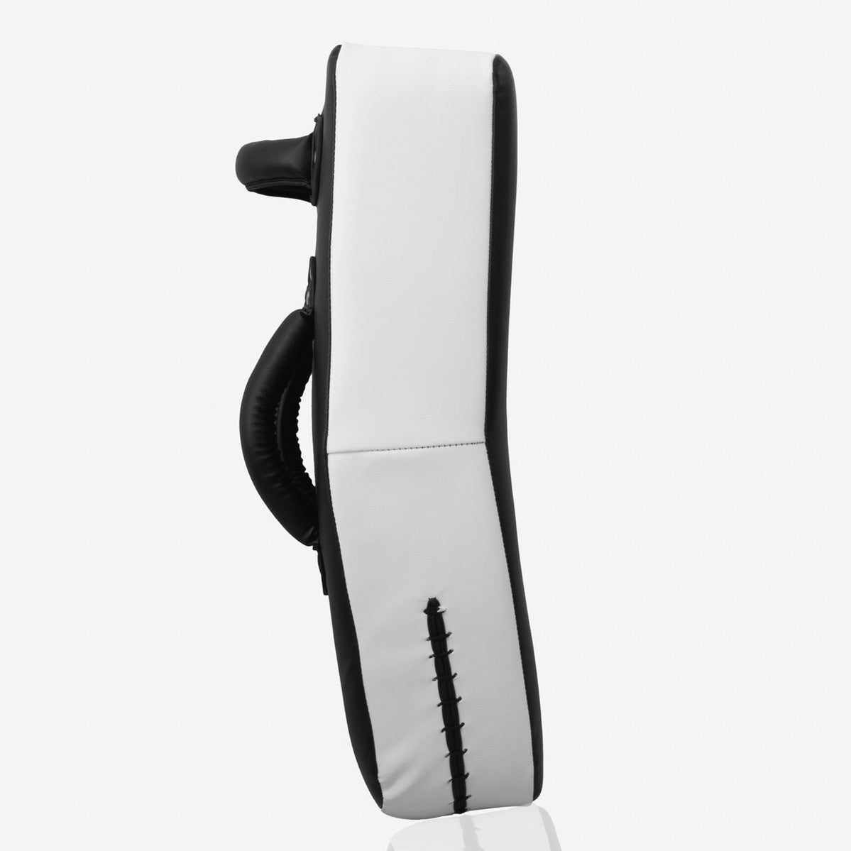 Curved shield Combat Arena - CombatArena.net